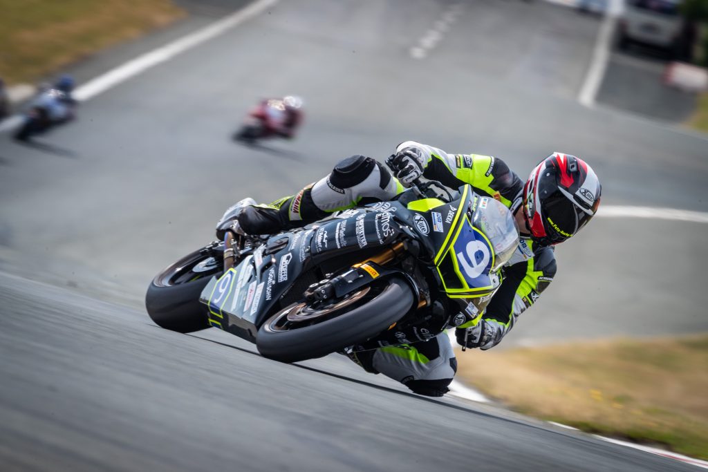 IDM Superstock 600-Cup: Ist Sieger Marco Fetz der Nachwuchs-Superbiker ...