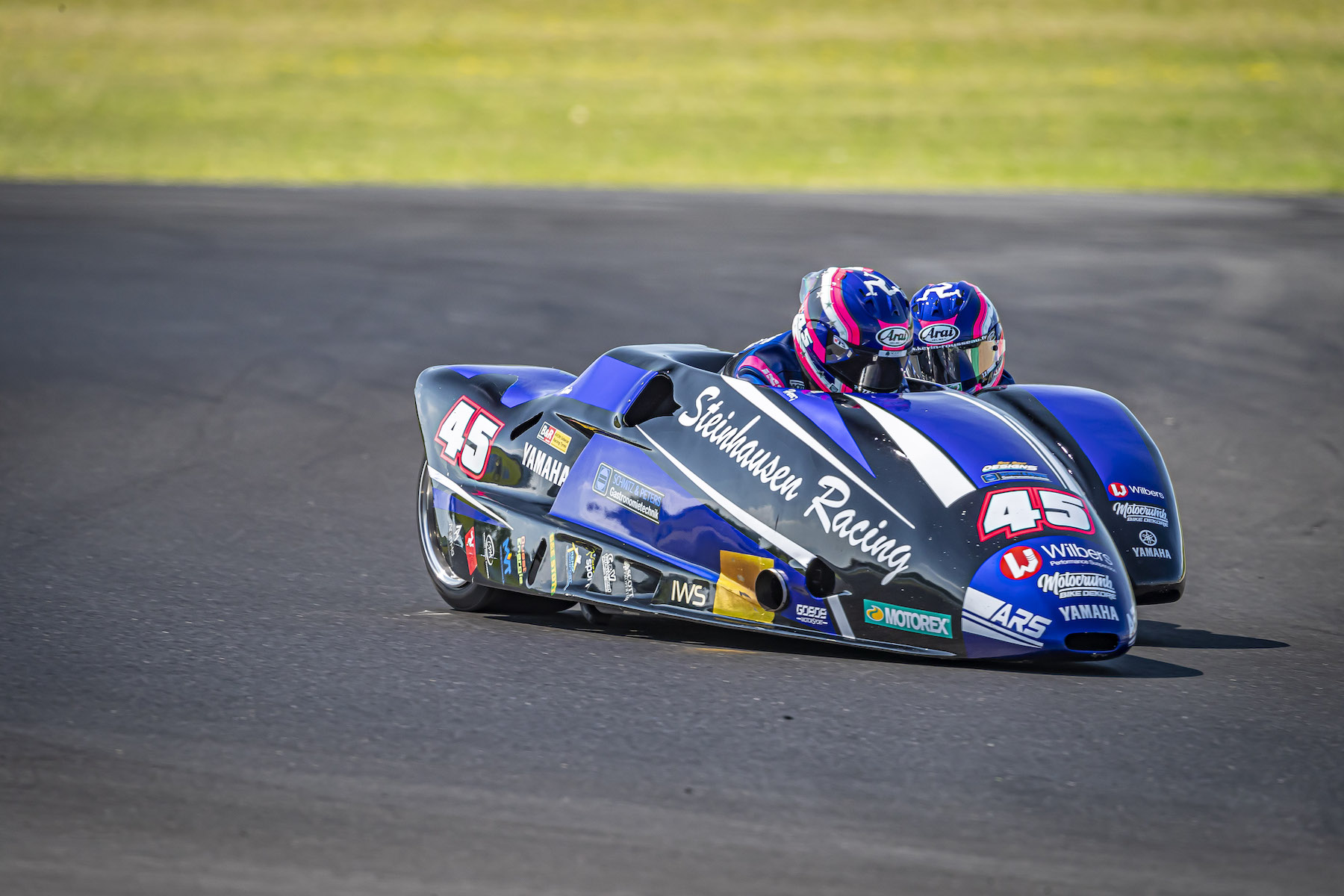 FIM/IDM Sidecar: Payne/Rousseau legen Tempo vor - IDM